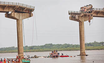 ‘Gujarat Model’ a Death Trap? Bridge That Fell Was Flagged as Unsafe ...