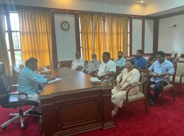 'Congress chhodo, BJP ko jodo': INC strength decimated to 3 in Goa as 8 ...