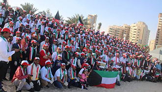 Hundreds of NRIs partake in KKMA’s beach clean-up drive in Kuwait ...