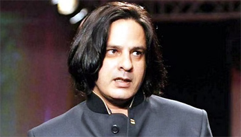 'Aashiqui' actor Rahul Roy hospitalised following brain stroke ...