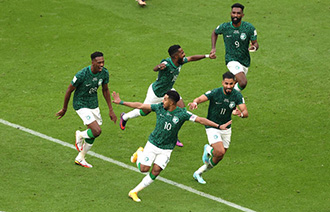 Saudi Arabia fans celebrate stunning World Cup win vs Messi’s Argentina ...