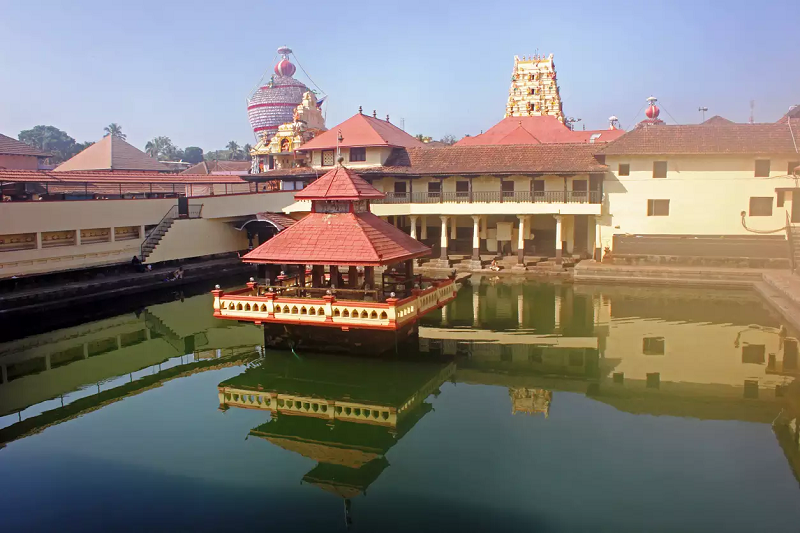 Udupi's historic Krishna mutt thrown open for devotees | coastaldigest ...